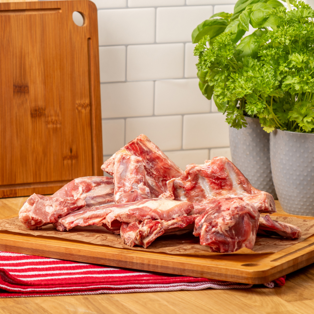 RECREATIONAL GOAT BROTH BONES 1KG – The Dogs Butcher
